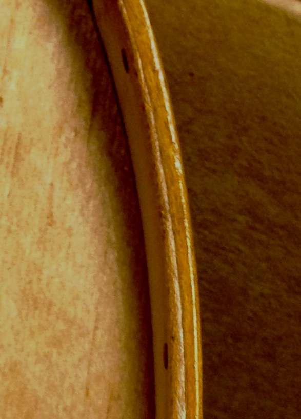 Ellsworth Kelly’s lozenge-shaped oval box – Shaker Museum